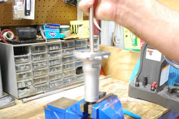 Installing a Medium Shaft – IceSculptingTools.com